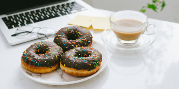 12 Unhealthy Office Snacks to Avoid | BistroMD
