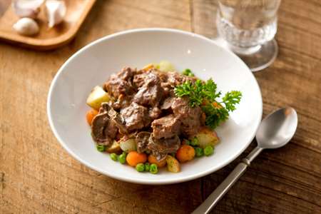 Recipe: Beef Tips in Red Wine Sauce | BistroMD